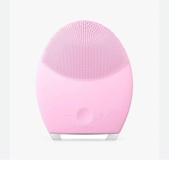 FOREO | Skincare | Foreo Luna 2 Face Cleanser Brush Device | Poshmark